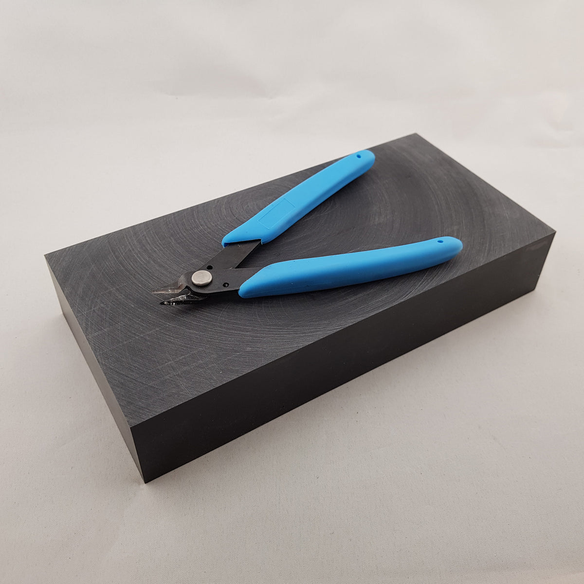 Rectangular Resin Display Plinths - 35mm Tall – Taro Modelmaker